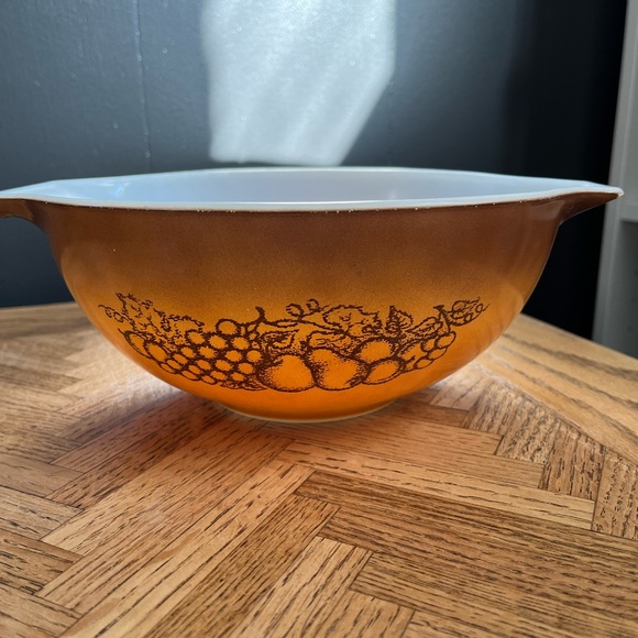 Pyrex | Kitchen | Vintage Pyrex Old Orchard Brown Cinderella Mixing ...